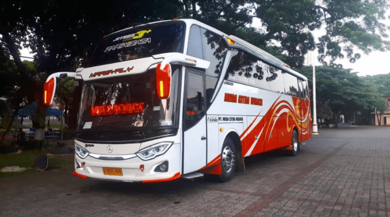 Piknik Bus - Sewa Bus Pariwisata - Paket Tour Travel
